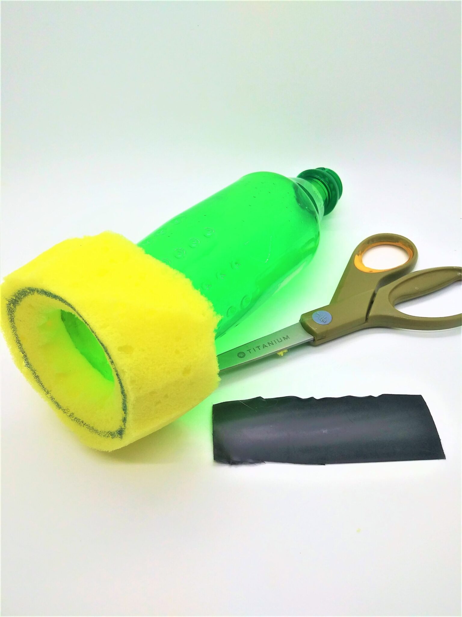 How to Make a DIY Penis Pump | Bedbible.com