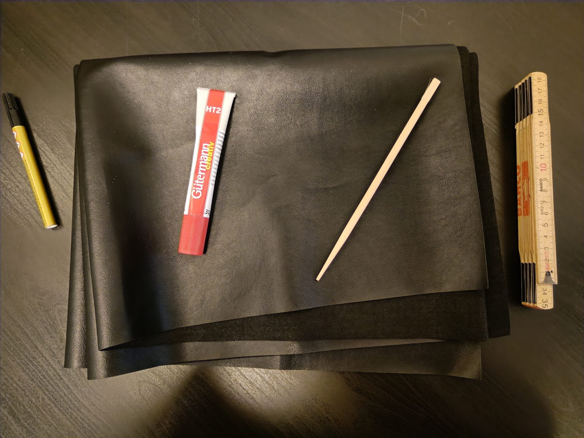 How to Make A DIY Flogger | Bedbible.com