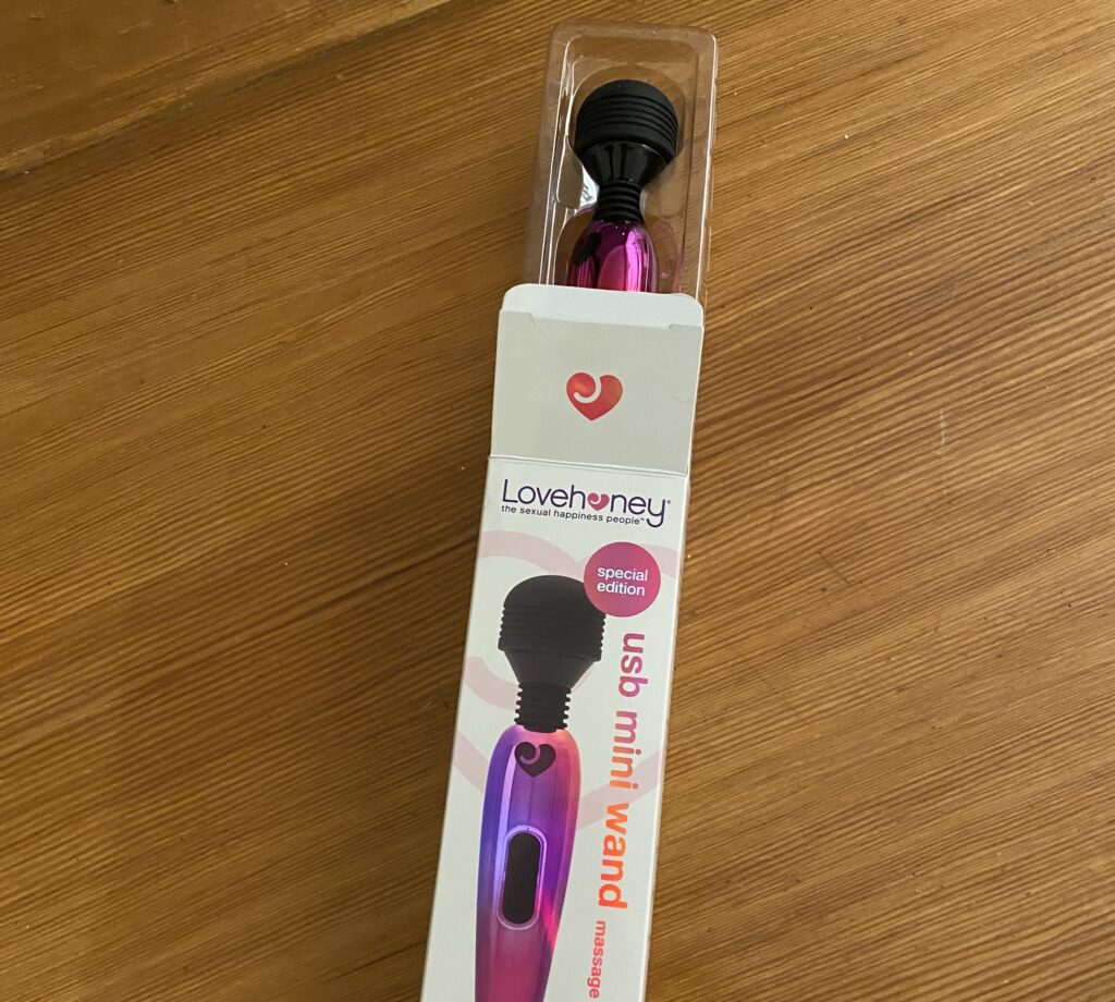Lovehoney Deluxe Mini Massage Wand Vibrator Review [Tried & Tested]