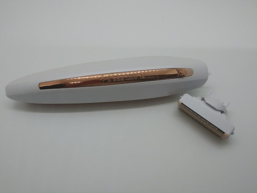 How to Make a Tongue Toy (5 DIY Ideas) | Bedbible.com