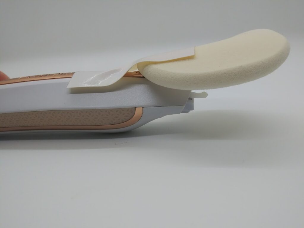 How to Make a Tongue Toy (5 DIY Ideas) | Bedbible.com