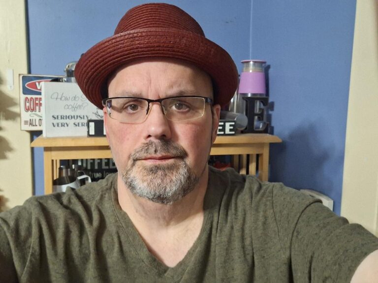 Bedbible Tester Team | Bedbible.com