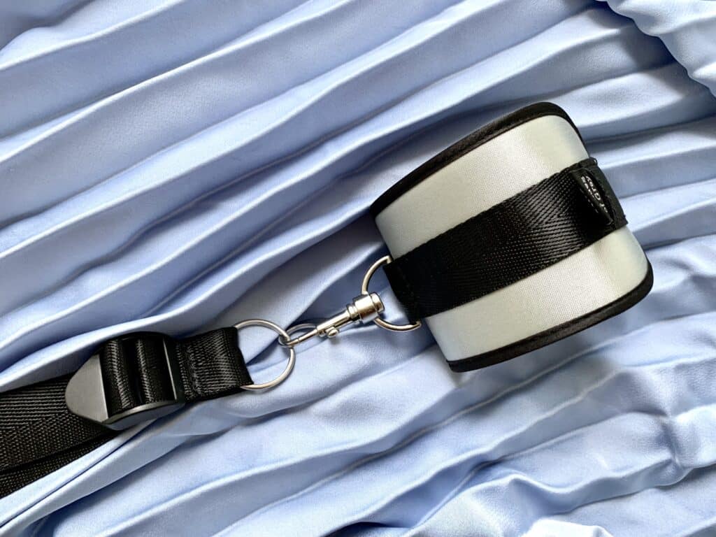 5 Best Sex Bed Straps for Restraining [Actually Tested] - Bedbible.com