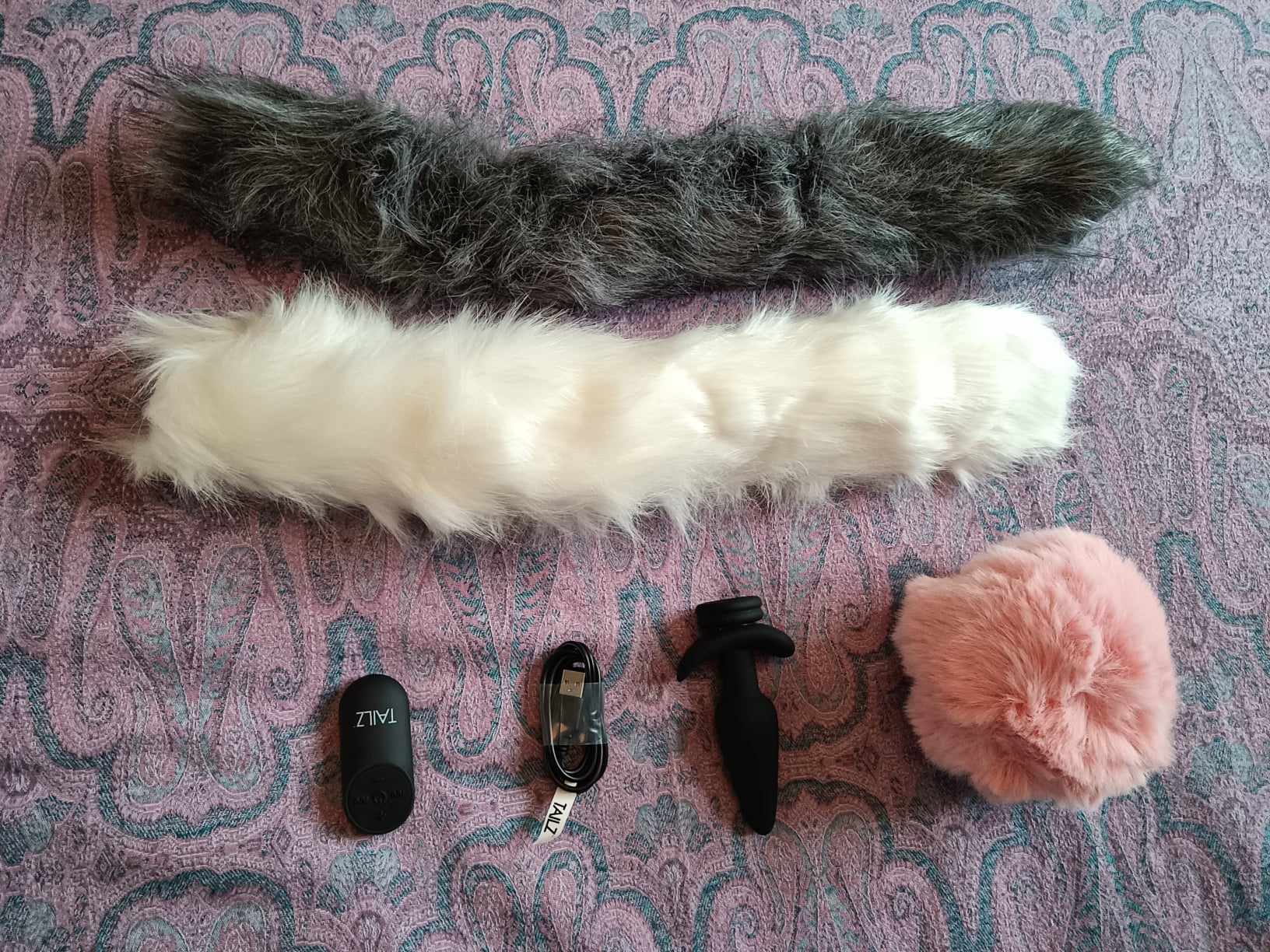 Tailz Snap-On Anal Vibe and 3 Interchangeable Tails Set Review [Tried ...