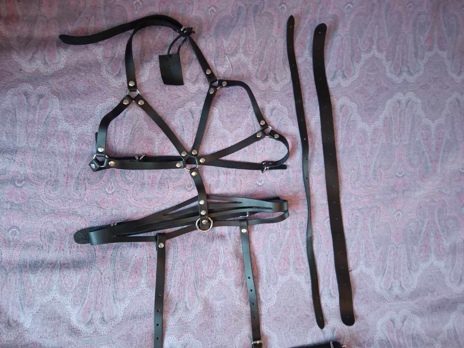 5 Best BDSM Harnesses [Actually Tested] - Bedbible.com