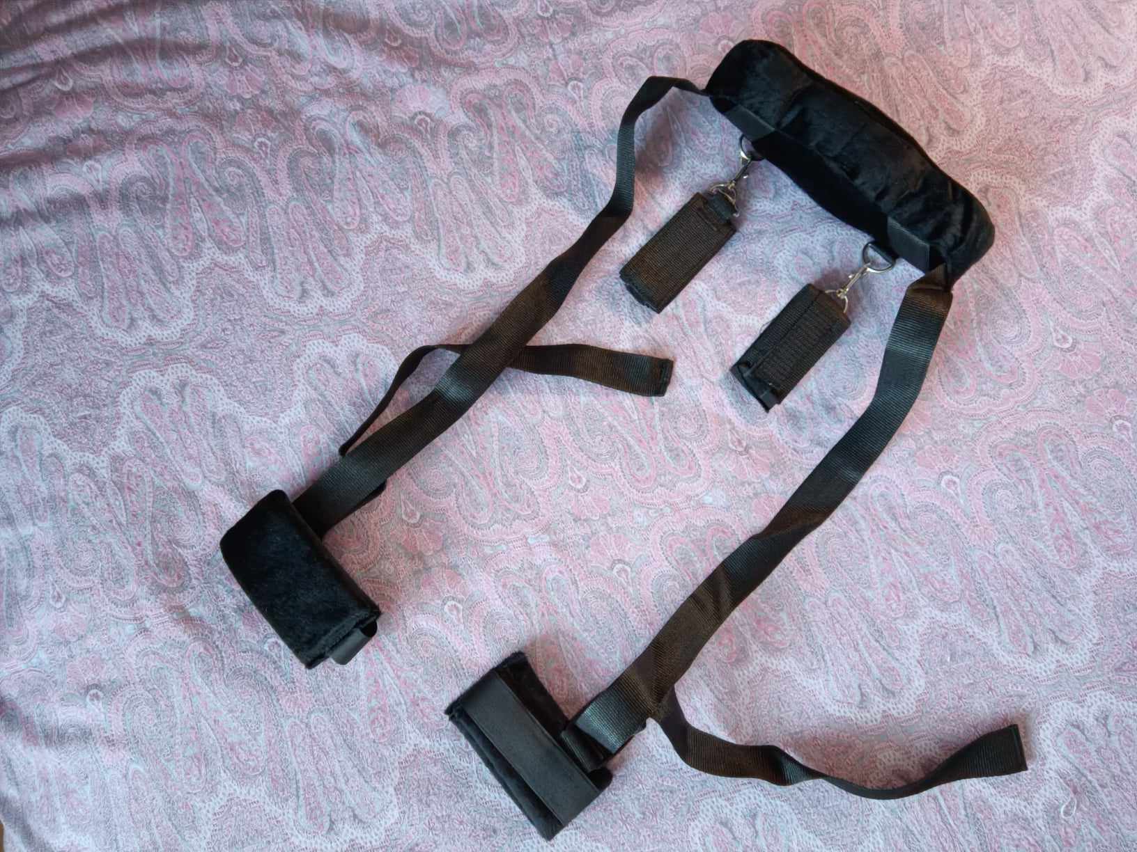 Fetish Fantasy Position Master With Cuffs Review [Tried & Tested]