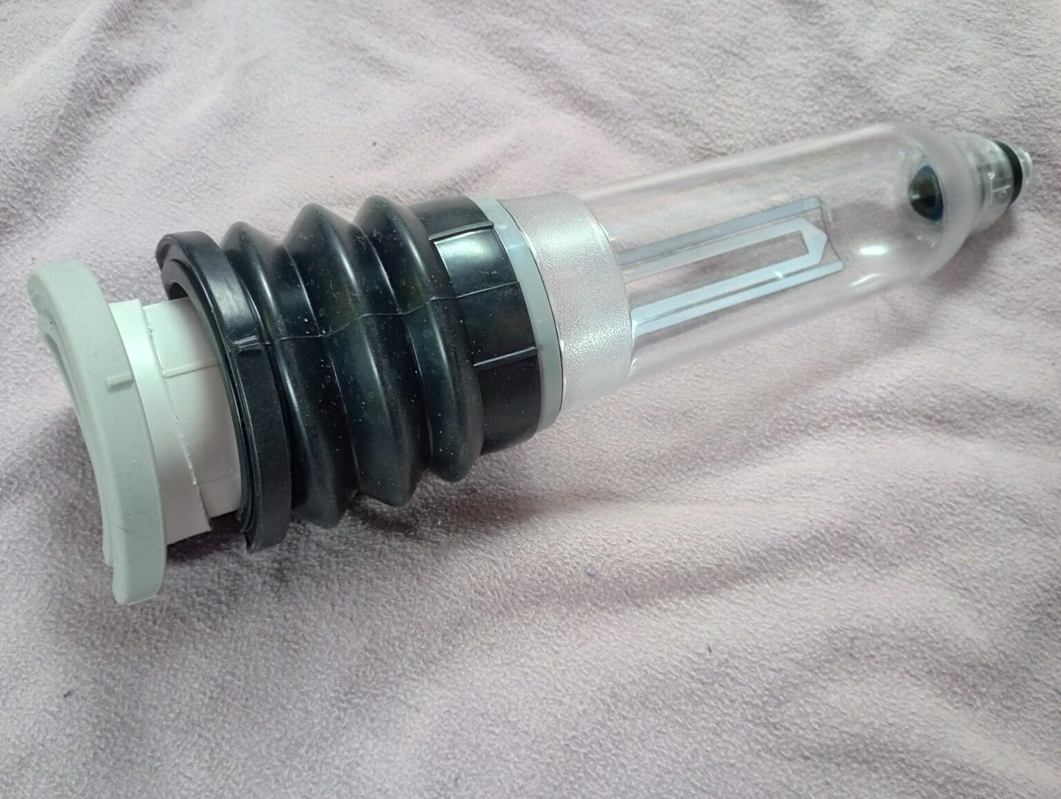 The 11 Best Penis Pumps [Actual tests and reviews] - Bedbible.com