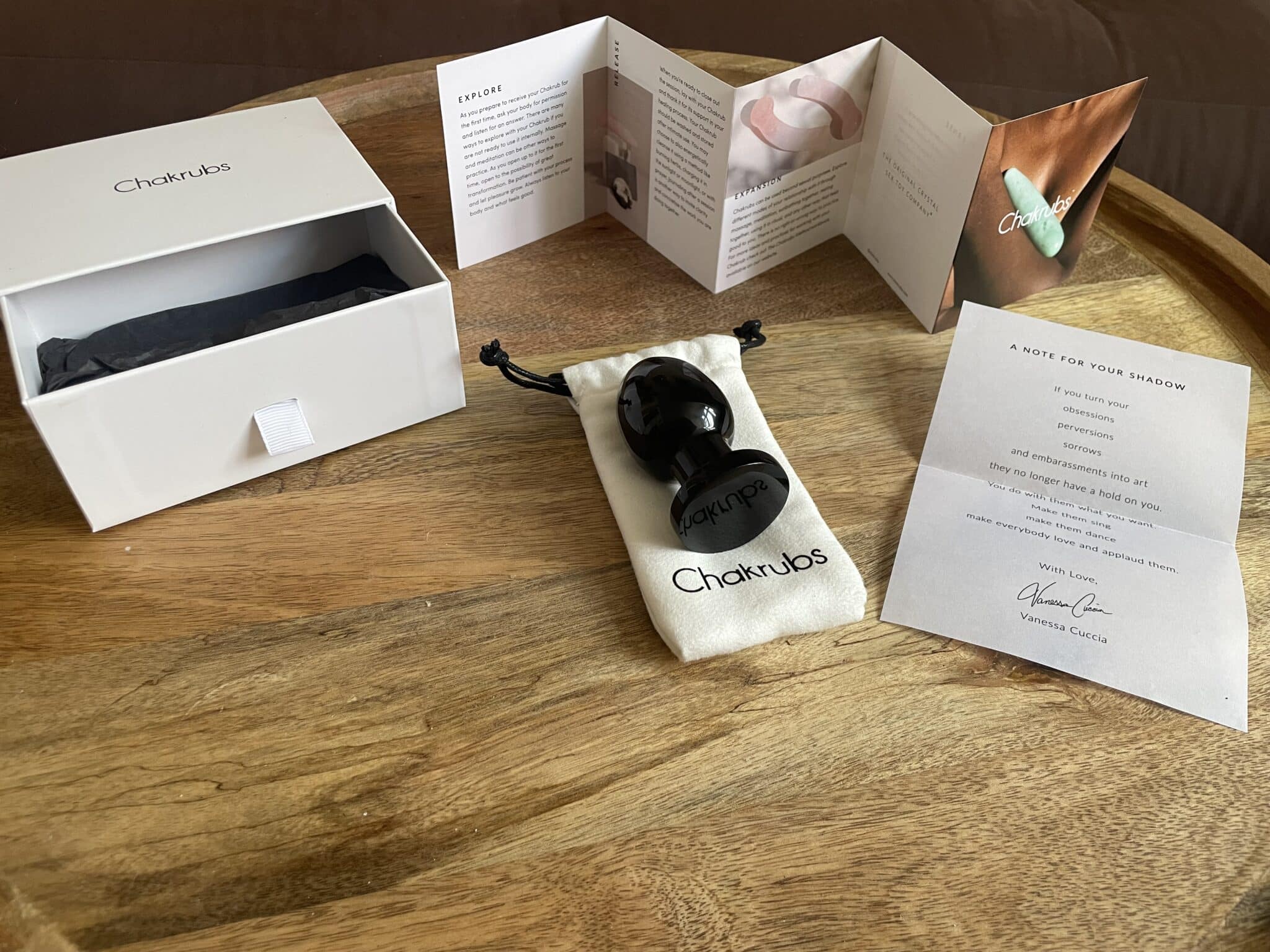 Chakrubs Xaga Root Crystal Butt Plug Review [Tried & Tested]