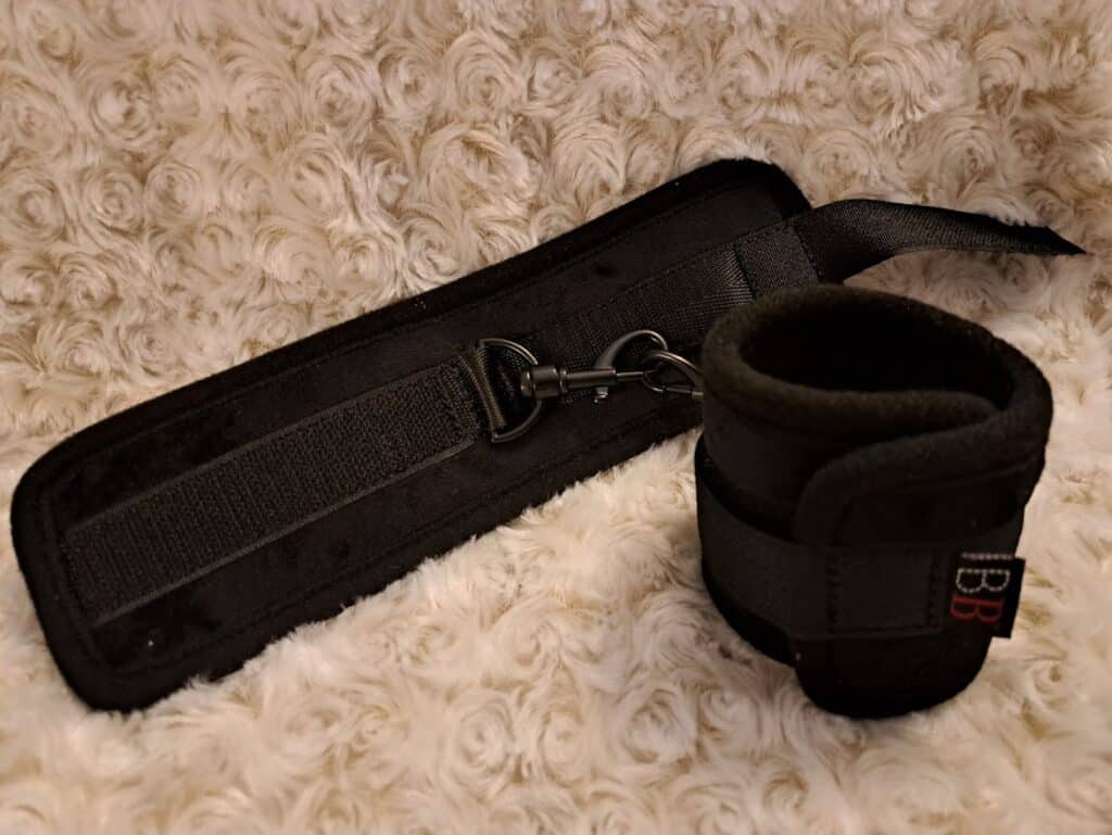 Bondage Boutique Soft Handcuffs Review [Tried & Tested]