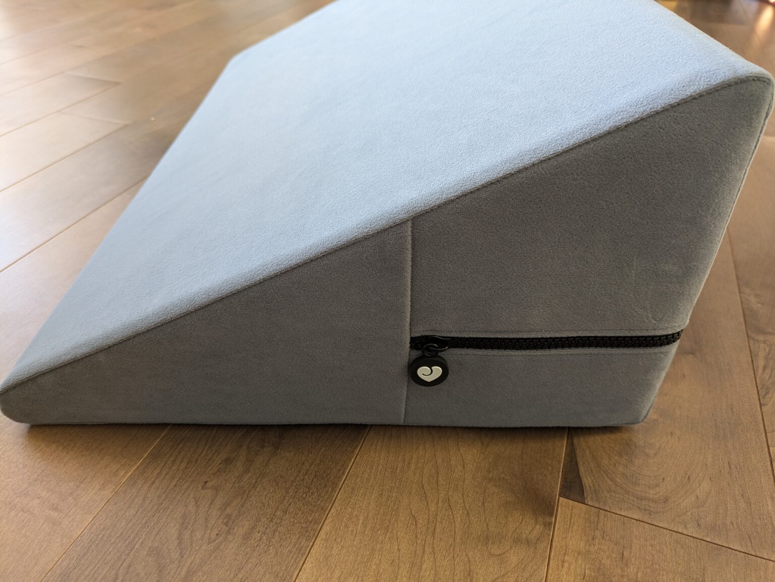 Lovehoney Elevate Sex Position Enhancer Wedge Review [Tried & Tested]
