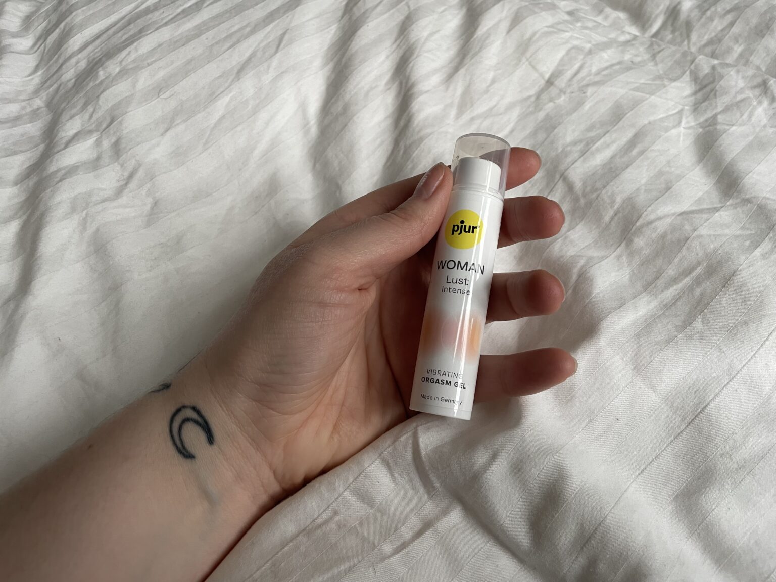 Pjur Woman Lust Intense Review [Tried & Tested]