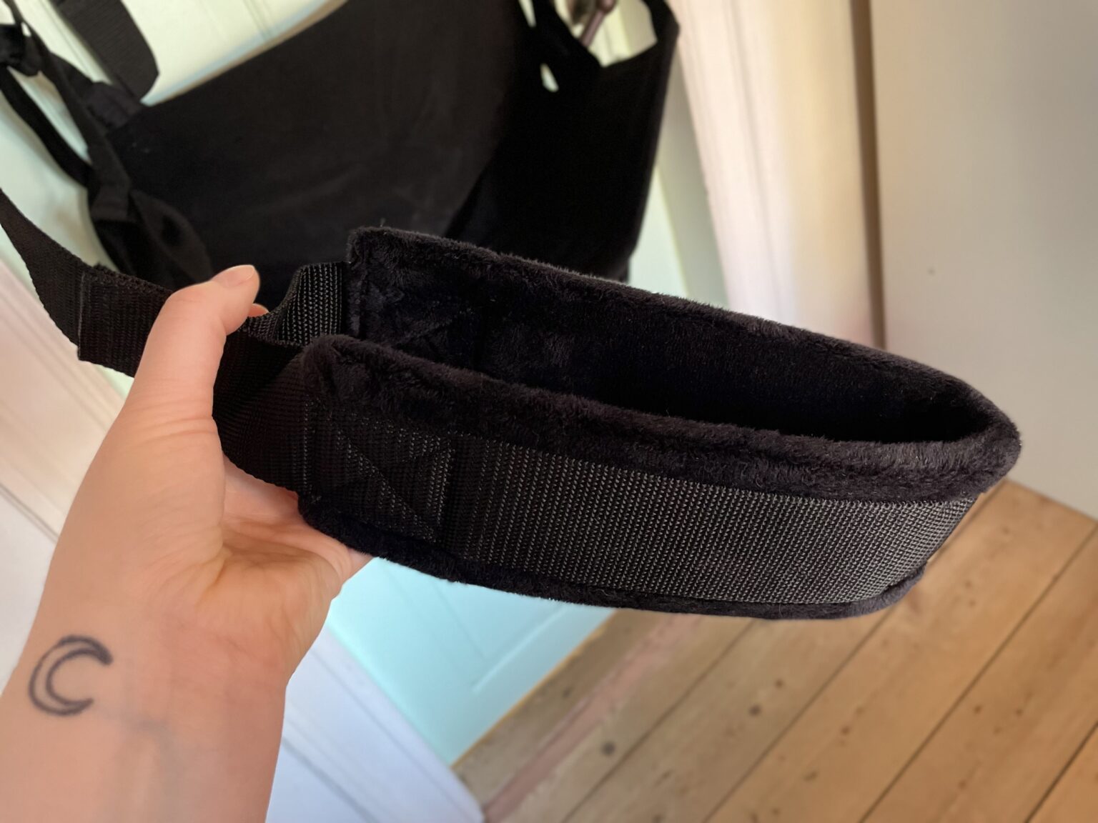 Sportsheets Pivot Deluxe Door Jam Sex Swing Review [Tried & Tested]